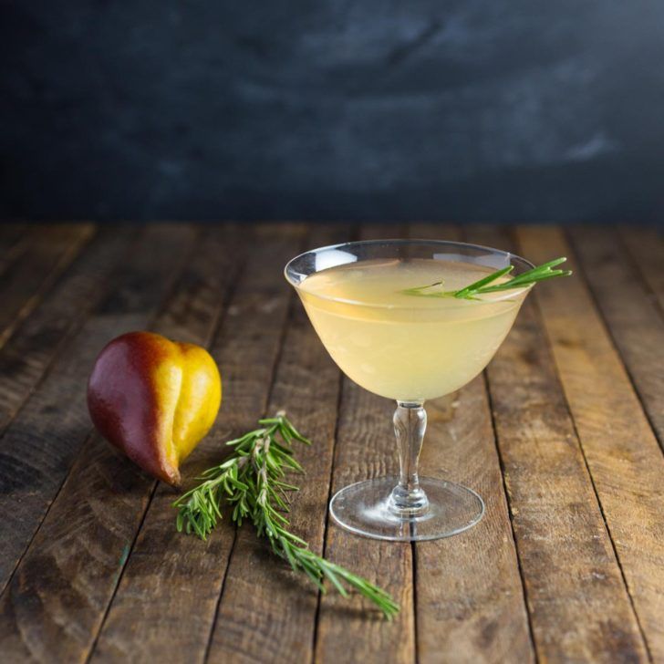 15 Perfectly Pear Cocktails for Cool Crisp Days - Forkly