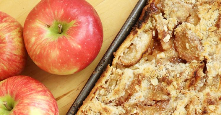 Sheet Pan Apple Pie - Forkly