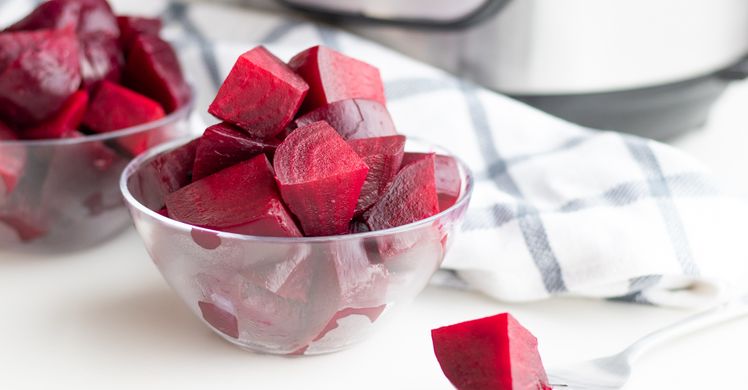 Instant Pot Hack: Cooking Perfect Less-Mess Beets - Forkly