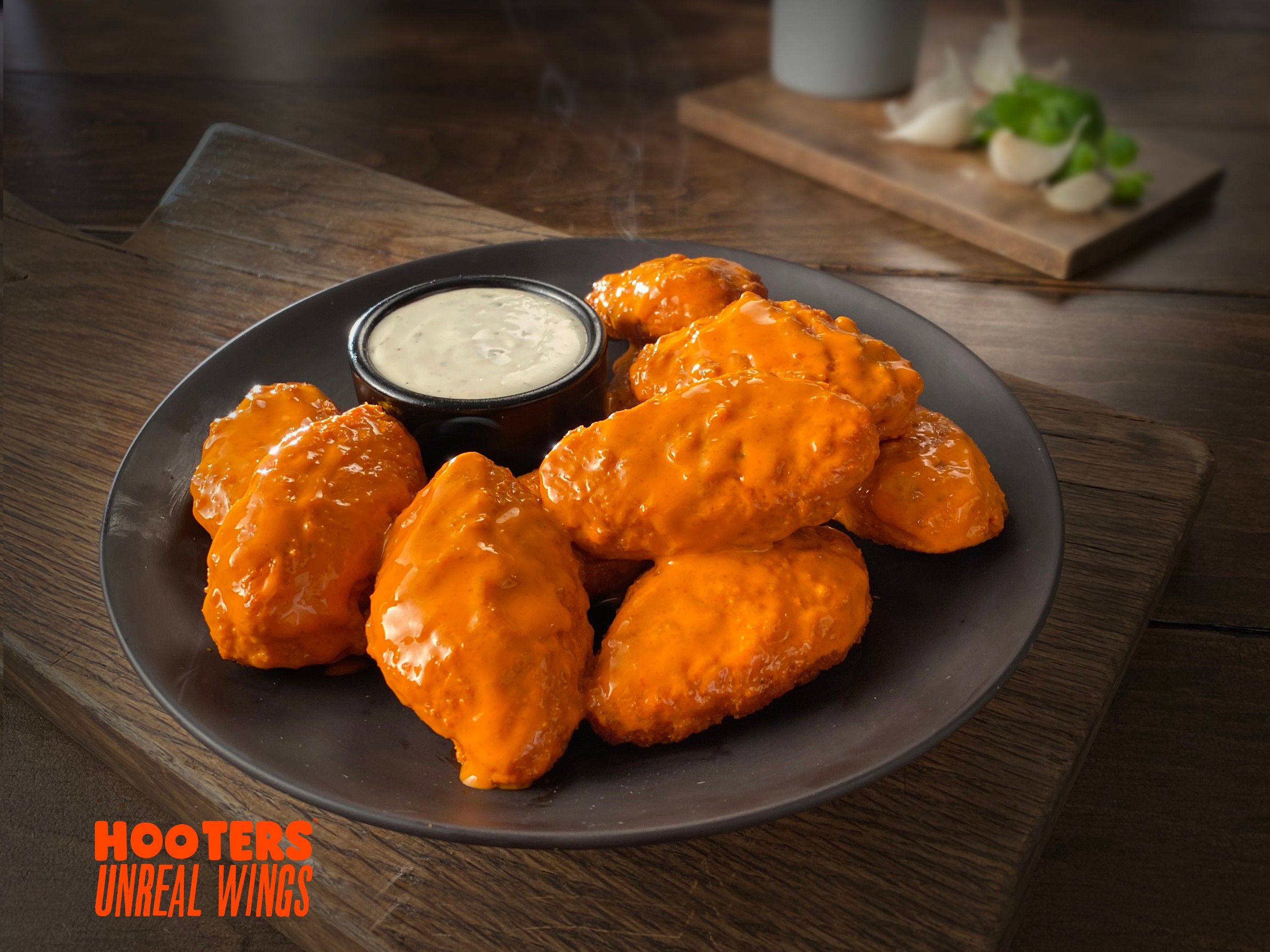 Hooters Launches Meatless Unreal Wings - Forkly